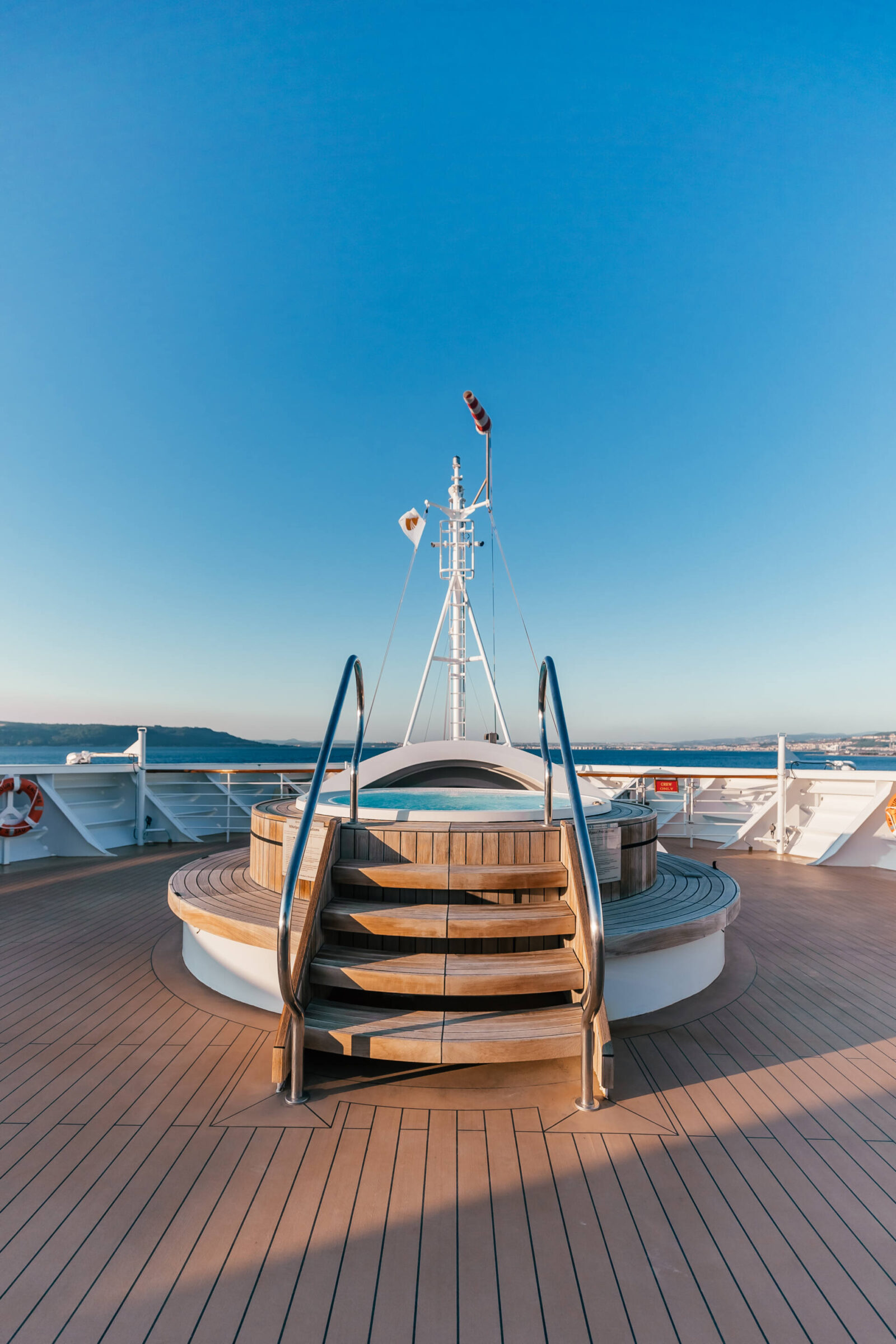 my first ever cruise through the greek islands - Jasmine Elias